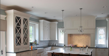 Integrating Glass into Your Chicagoland Custom Kitchen Remodel